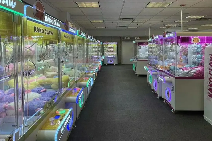 Full Size Claw Machine | Tongru Custom Claw Machine